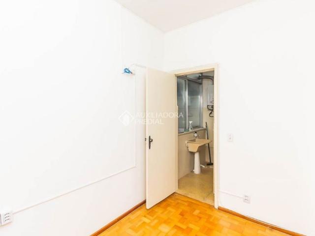 Apartamento com 2 quartos e 80m² para alugar em Auxiliadora, Porto Alegre