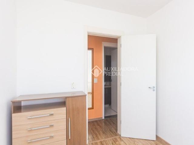 Apartamento com 2 quartos e 80m² para alugar em Sarandi, Porto Alegre