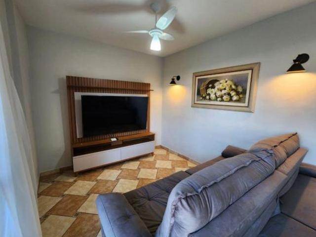 Apartamento com 2 quartos e área gourmet em Peruíbe