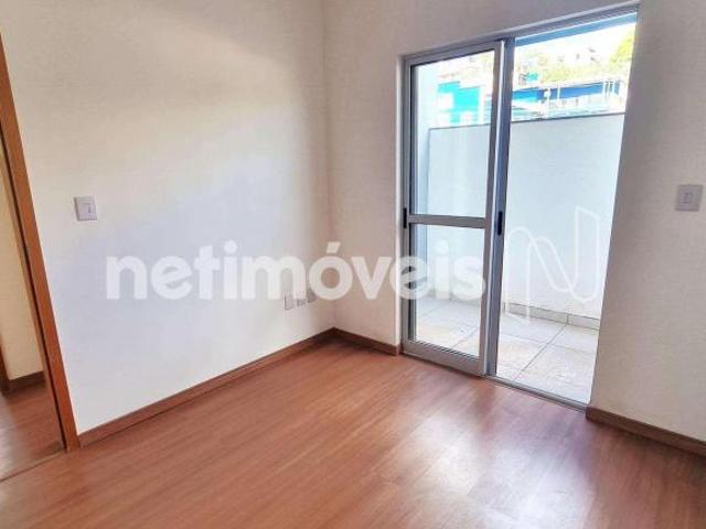 Apartamento com 2 Quartos e Área Privativa à Venda no Havaí – Belo Horizonte!