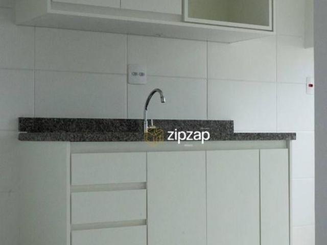 Apartamento com 2 quartos e dois banheiros à venda no condomínio Rampazzo na cidade de Valinhos