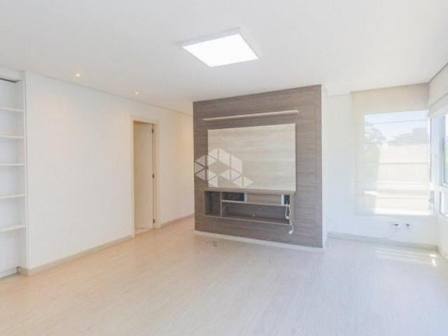 Apartamento com 2 quartos e e uma suíte com 71m² à venda em Porto Alegre