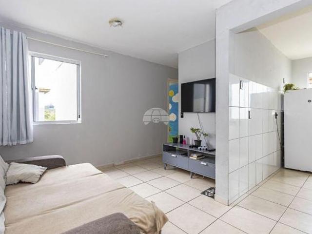 Apartamento com 2 Quartos e Vaga de Garagem no Santa Cândida