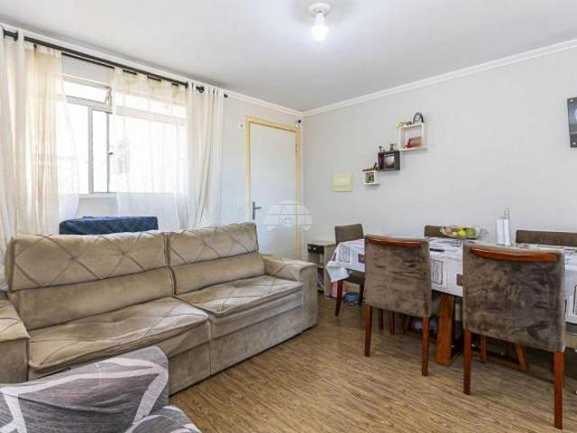 Apartamento com 2 Quartos e Vaga de Garagem no Santa Cândida
