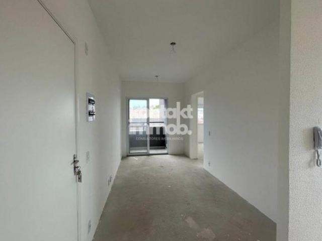 Apartamento com 2 Quartos e Varanda à Venda Santa Rosália