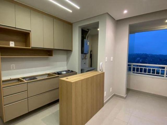 Apartamento com 2 quartos em Carapicuíba
