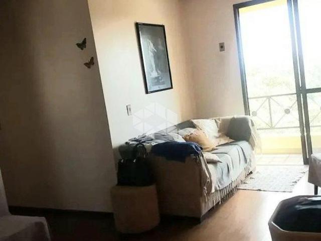 Apartamento com 2 quartos em condominio