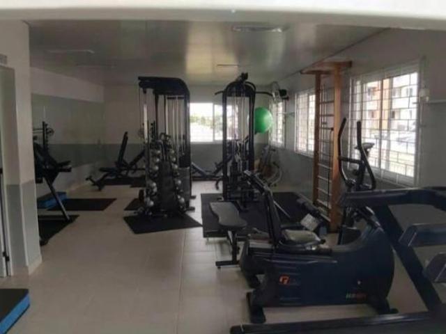 Apartamento com 2 quartos em condominio clube