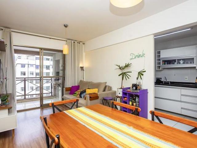Apartamento com 2 quartos em lindo condomínio no Bigorrilho