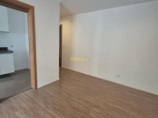 Apartamento com 2 quartos em Santa Felicidade