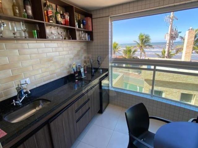 Apartamento com 2 quartos frente mar em Vila Atlantica, Mongaguá/SP