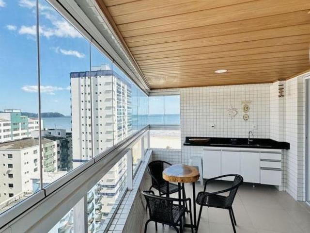 Apartamento com 2 quartos, Guilhermina, Praia Grande R$ 750 mil