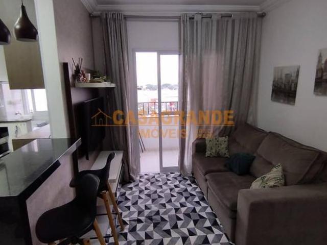 Apartamento com 2 quartos Jardim América
