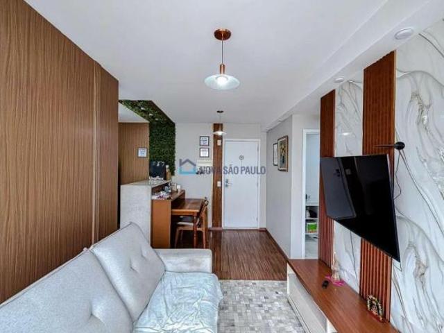 Apartamento com 2 quartos  localizado na região do Ipiranga