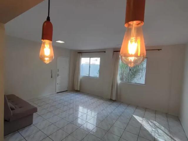 Apartamento com 2 quartos para alugar na Rua 1131, Centro, Balneário Camboriú