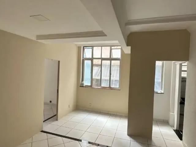 Apartamento com 2 quartos para alugar na Rua Carlos Gomes, 98, Centro, Salvador