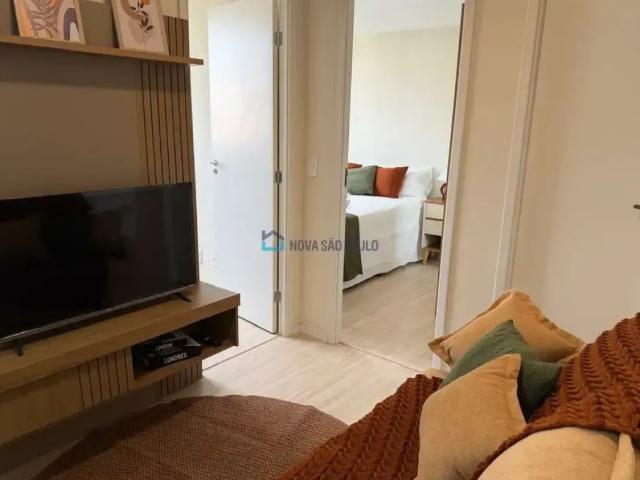 Apartamento com 2 quartos para alugar na Rua Mariano Procópio, 608, Vila Monumento, São Paulo