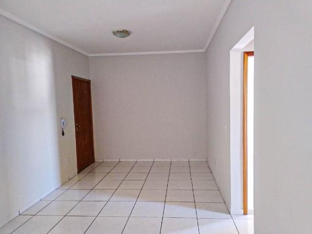 Apartamento com 2 quartos para alugar na Vila São José