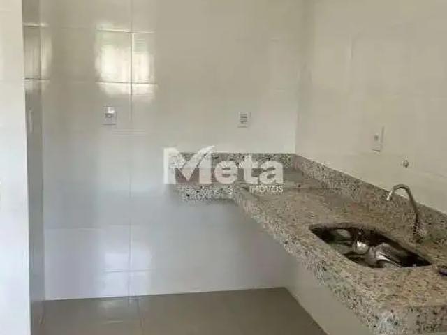 Apartamento com 2 quartos para alugar no Alto Umuarama, Uberlândia