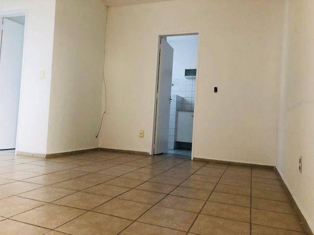 Apartamento com 2 quartos para alugar no bairro Califórnia, 40m²