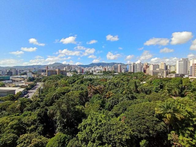 Apartamento com 2 quartos para alugar no bairro Centro