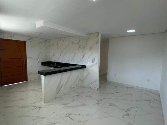 Apartamento com 2 quartos para alugar no bairro Dona Rosarinha, 66m²