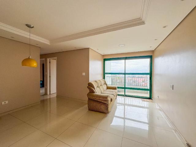 Apartamento com 3 quartos para alugar em Interlagos