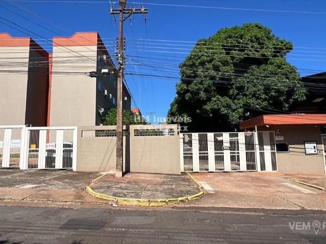 Apartamento com 2 Quartos para Alugar por R$ 1.500/mês