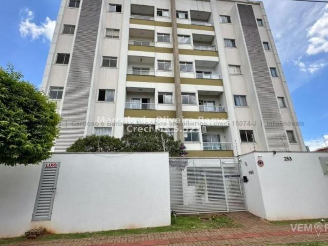 Apartamento com 2 Quartos para Alugar por R$ 2.000/mês