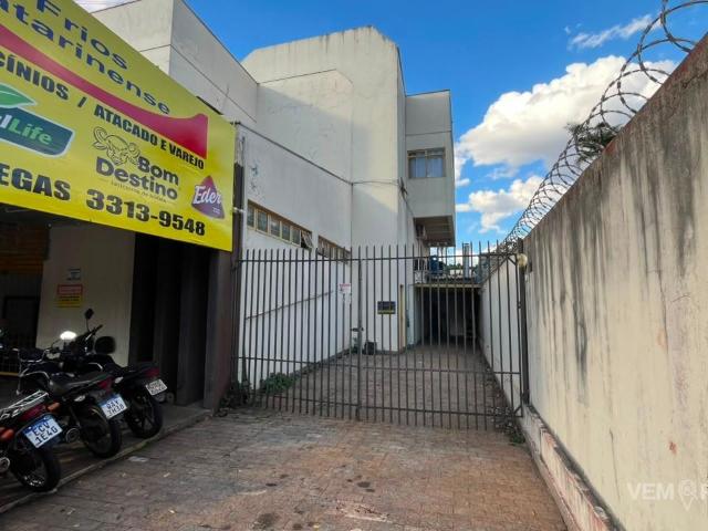 Apartamento com 2 Quartos para Alugar por R$ 800/mês