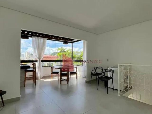 Apartamento com 2 Quartos para alugar, 105m² Praia Brava
