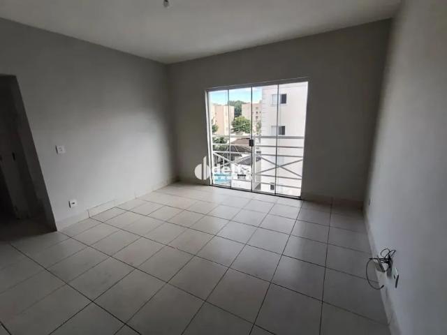 Apartamento com 2 Quartos para alugar, 49m² Tubalina