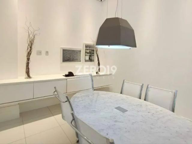 Apartamento com 2 Quartos para alugar, 49m² Centro