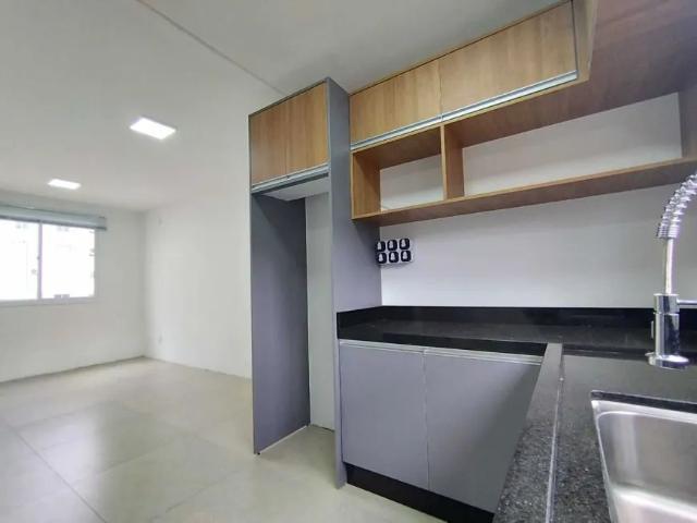 Apartamento com 2 Quartos para alugar, 49m² São Jorge