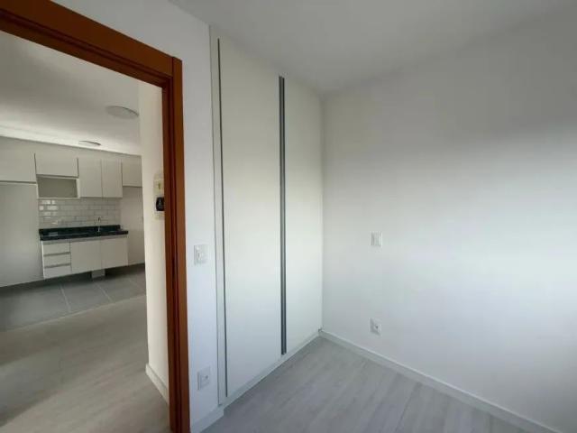 Apartamento com 2 Quartos para alugar, 40m² Centro
