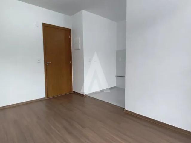Apartamento com 2 Quartos para alugar, 55m² Floresta