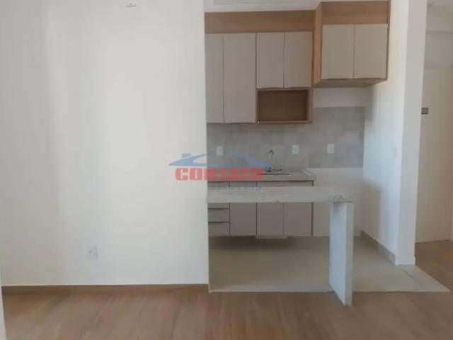 Apartamento com 2 Quartos para alugar, 56m² Centro