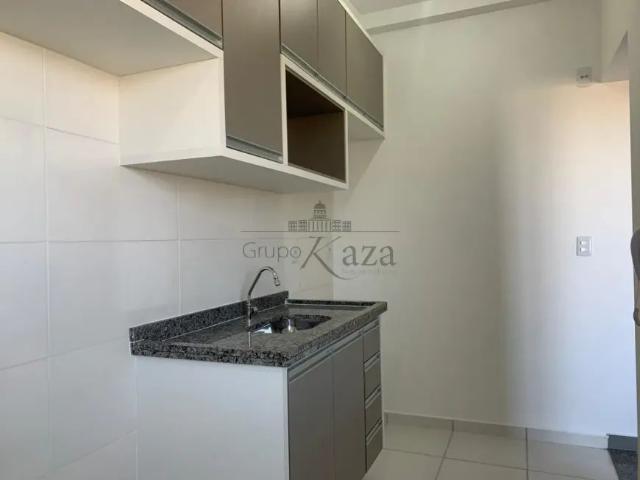 Apartamento com 2 Quartos para alugar, 56m² Condominio Residencial Colinas do Paratehy