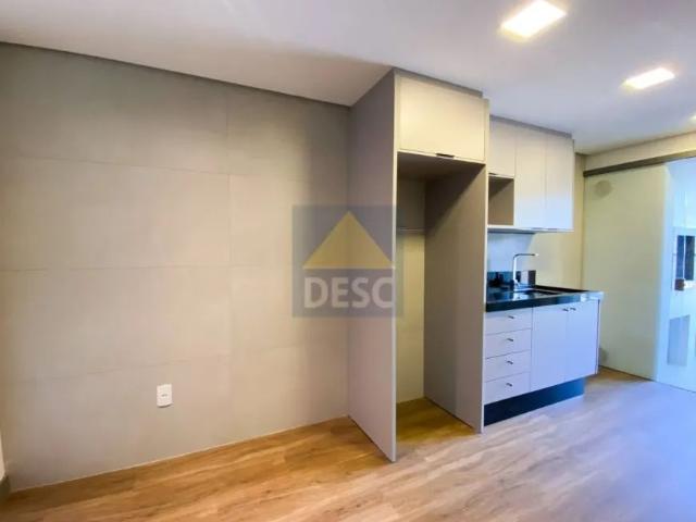 Apartamento com 2 Quartos para alugar, 56m² Praia Brava