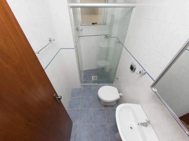 Apartamento com 2 Quartos para alugar, 57m² Centro