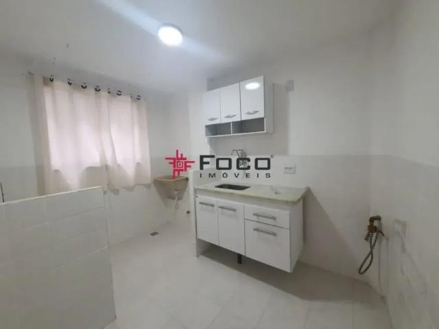 Apartamento com 2 Quartos para alugar, 57m² Jardim Satélite