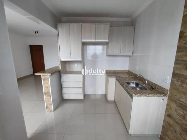 Apartamento com 2 Quartos para alugar, 57m² Santa Mônica