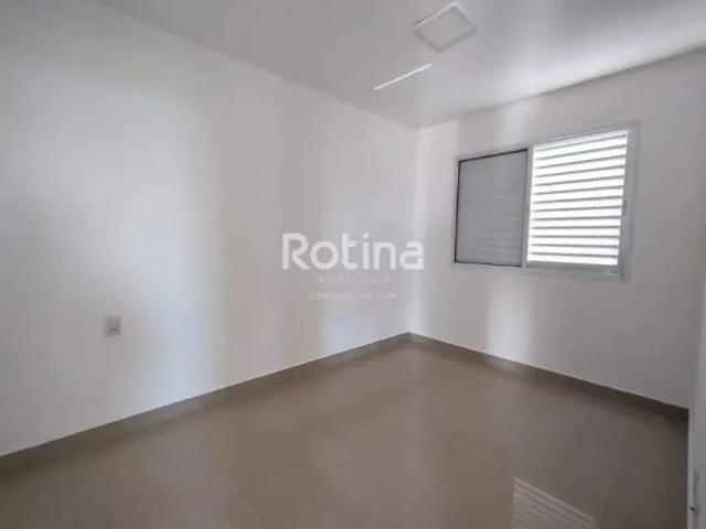 Apartamento com 2 Quartos para alugar, 50m² Jardim Inconfidência