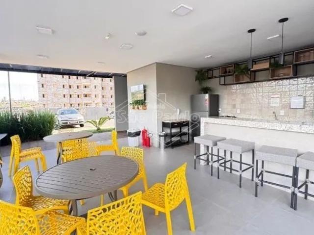 Apartamento com 2 Quartos para alugar, 51m² Residencial Cambuy