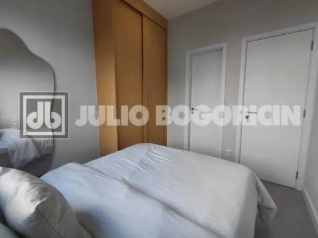 Apartamento com 2 Quartos para alugar, 52m² Ipanema