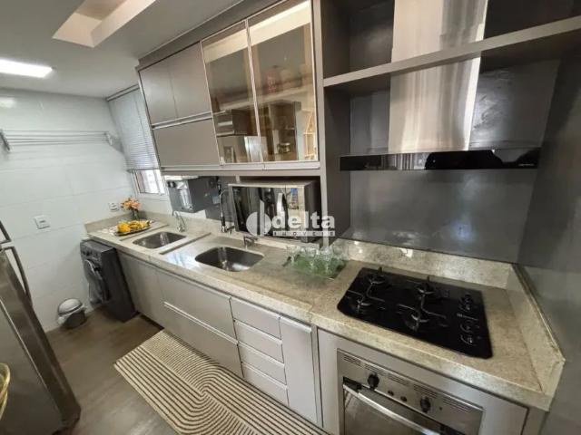 Apartamento com 2 Quartos para alugar, 53m² Jardim Inconfidência