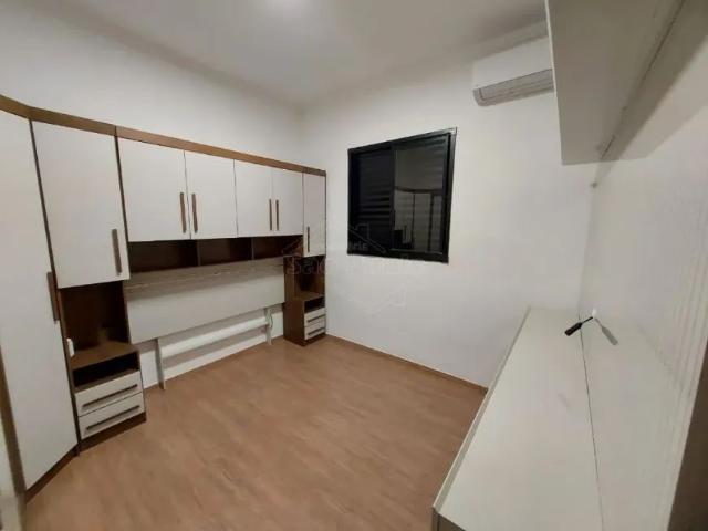 Apartamento com 2 Quartos para alugar, 53m² Residencial Cambuy