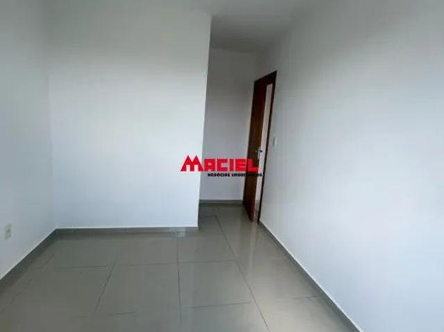 Apartamento com 2 Quartos para alugar, 64m² Urbanova