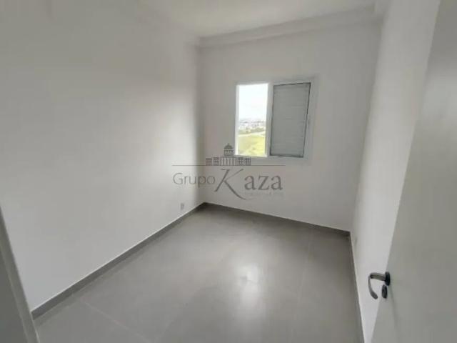 Apartamento com 2 Quartos para alugar, 67m² Condominio Residencial Colinas do Paratehy