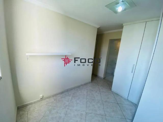 Apartamento com 2 Quartos para alugar, 68m² Vila Ema